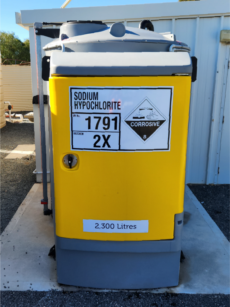 Enclosed IBC Bund - Polymaster